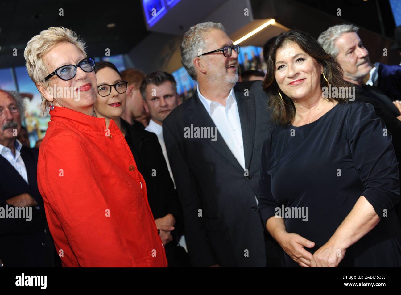 Von links nach rechts: Doris Dörrie, Carla Moszkowicz, Martin ...