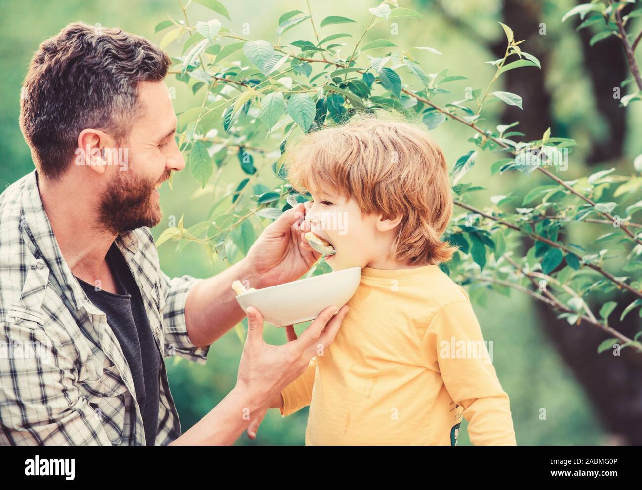 Ernährung für Kinder und Erwachsene. Gesunde Ernährung Konzept ...