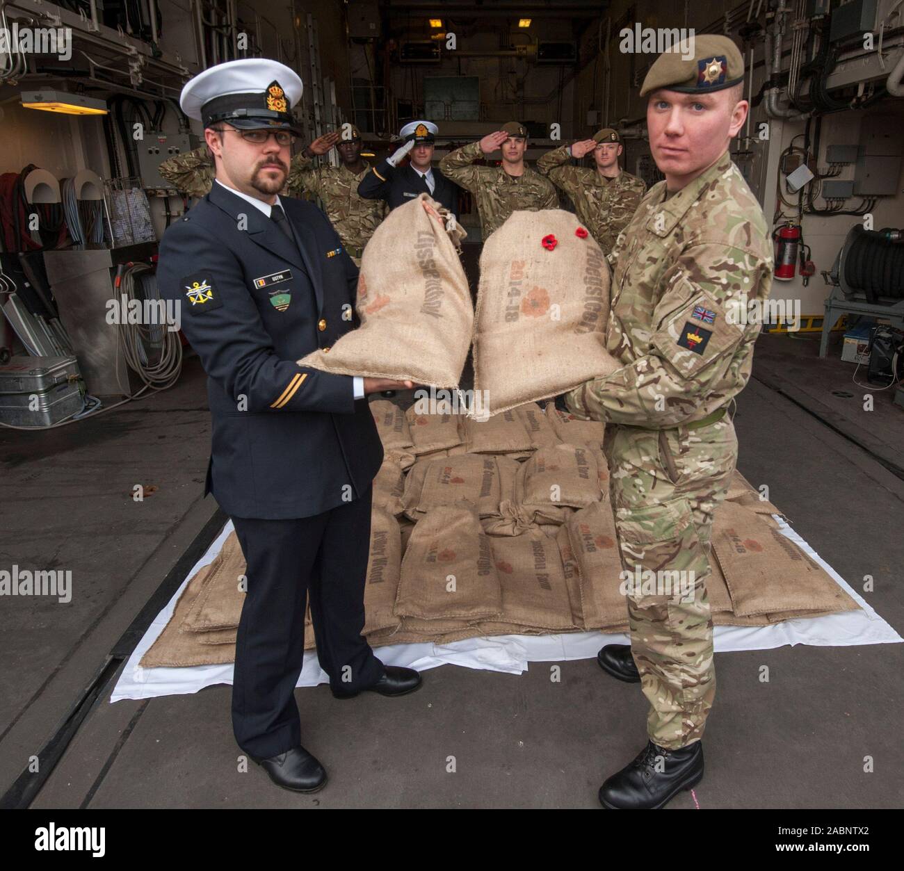 100 jahre wache kapelle -Fotos und -Bildmaterial in hoher Auflösung – Alamy