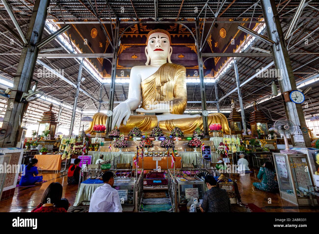 Koe htat kyee pagode -Fotos und -Bildmaterial in hoher Auflösung – Alamy