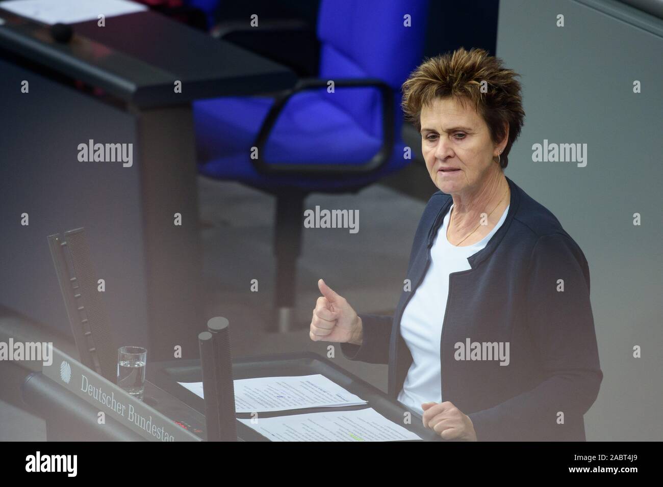 Sabine Zimmermann Stockfotos und -bilder Kaufen - Alamy