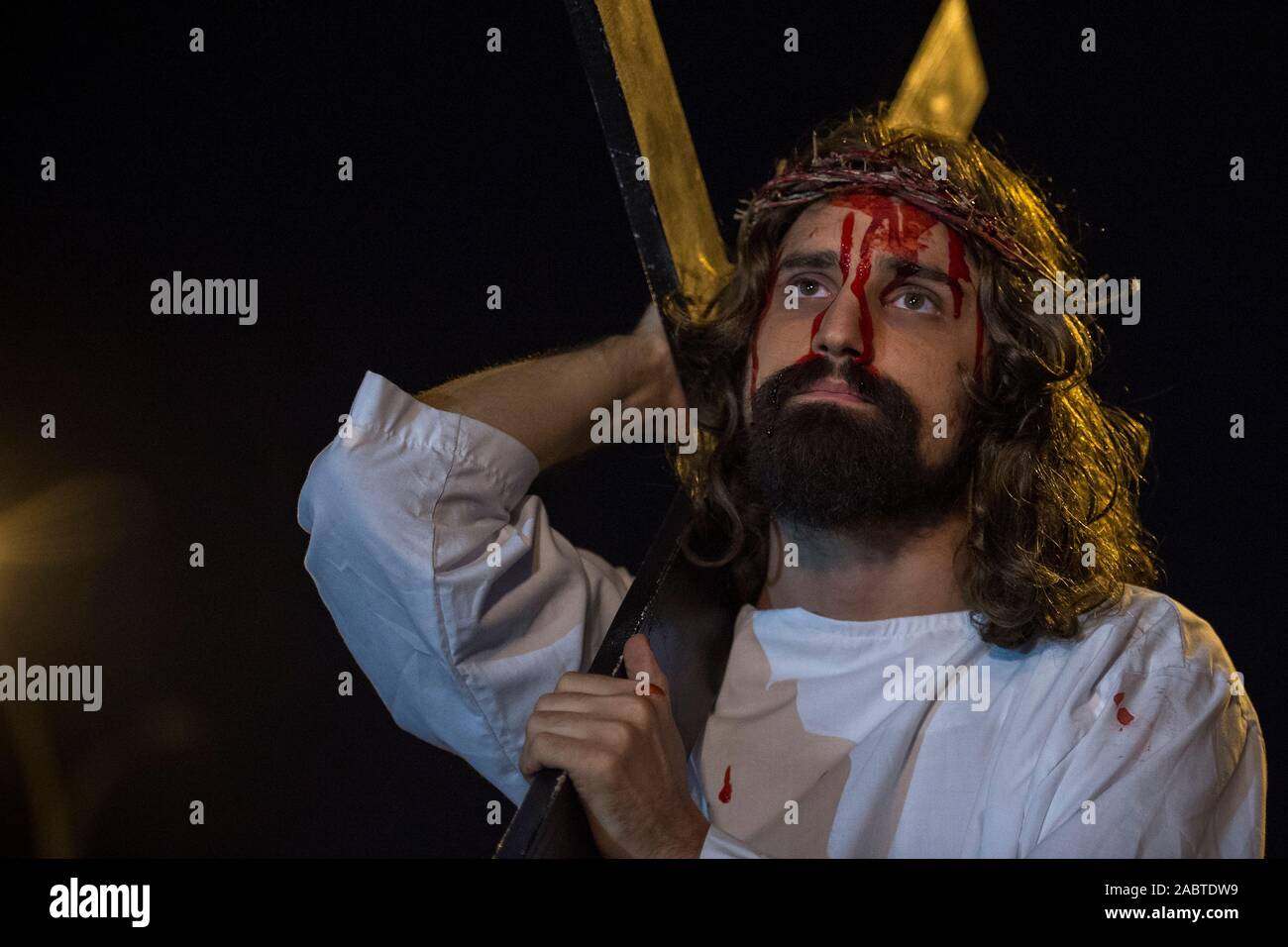 Gekreuzigte frauen -Fotos und -Bildmaterial in hoher Auflösung – Alamy