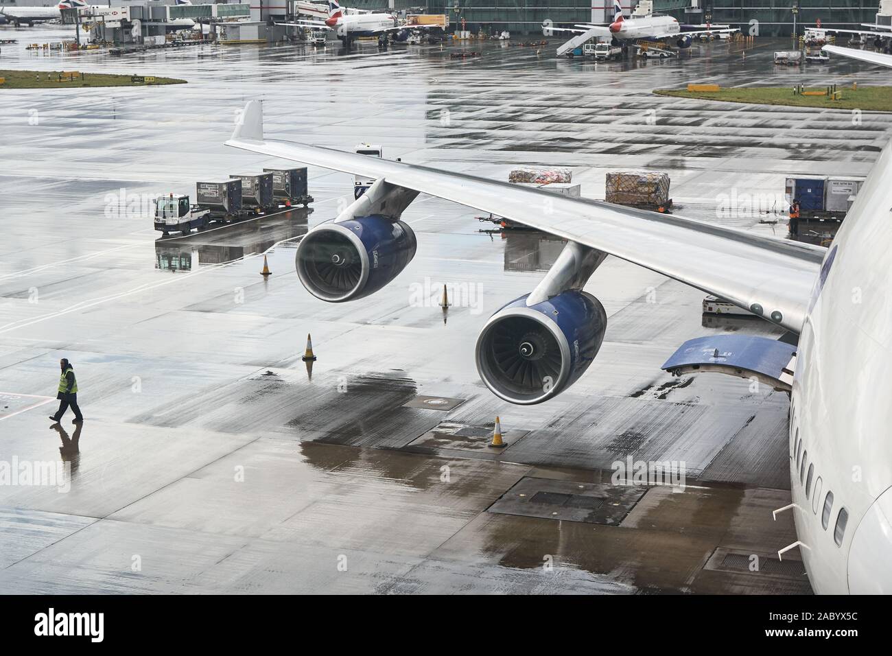 Terminal eins london -Fotos und -Bildmaterial in hoher Auflösung – Alamy
