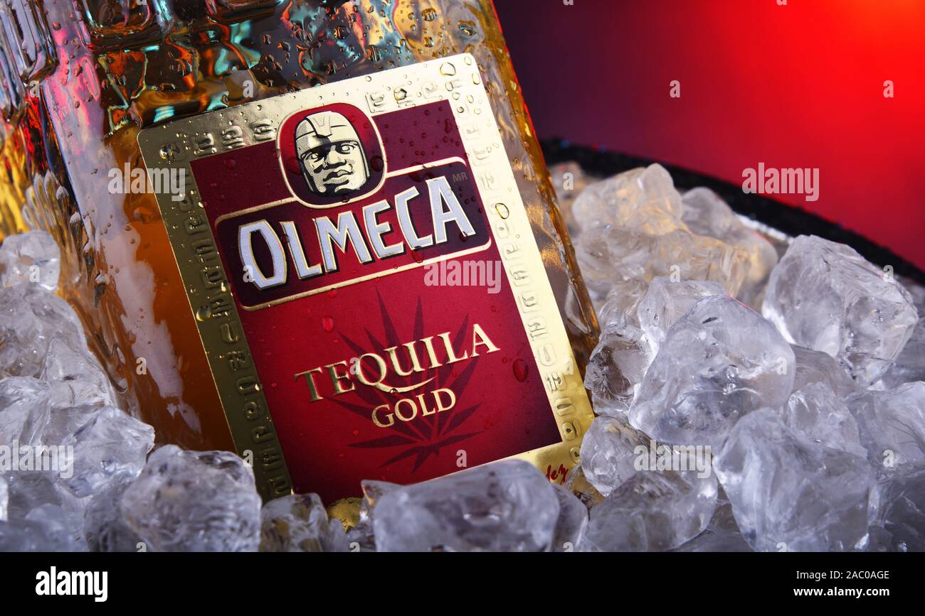 Tequila bottle mexico -Fotos und -Bildmaterial in hoher Auflösung – Alamy