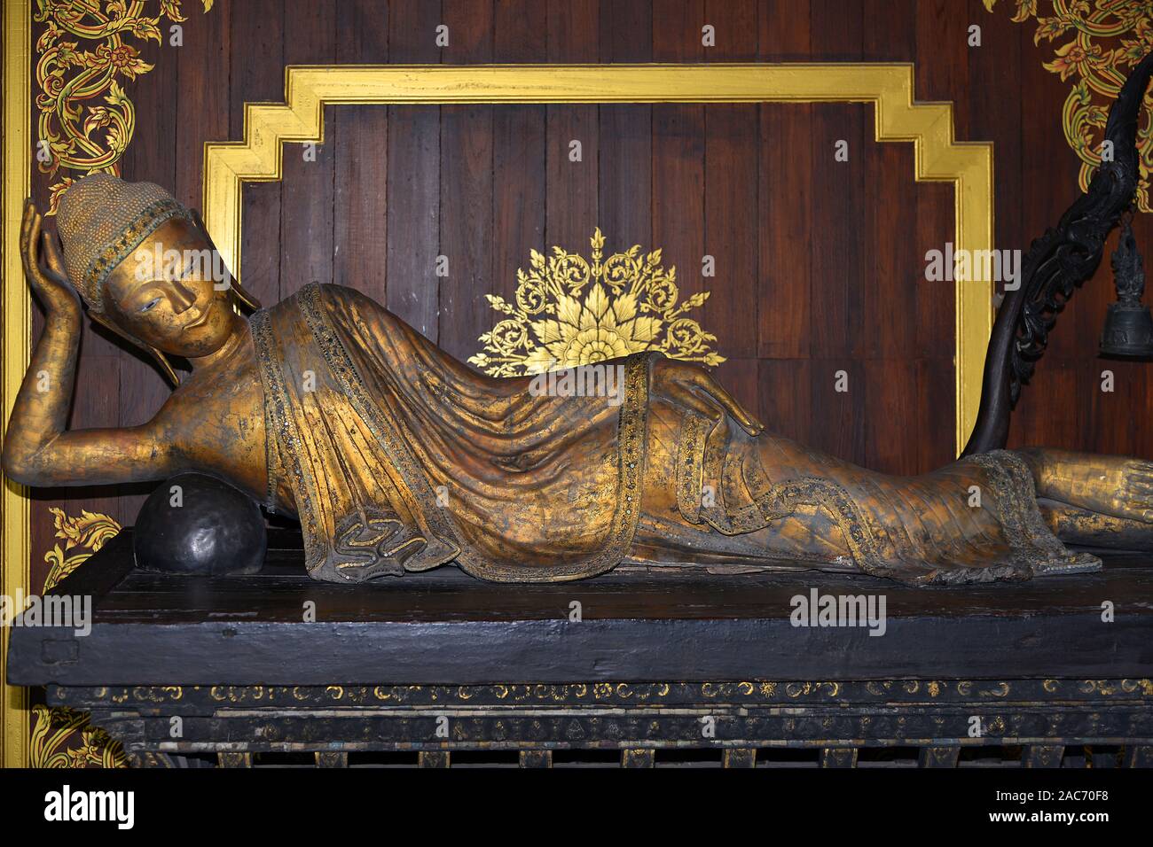Wihan wat chiang khong -Fotos und -Bildmaterial in hoher Auflösung – Alamy