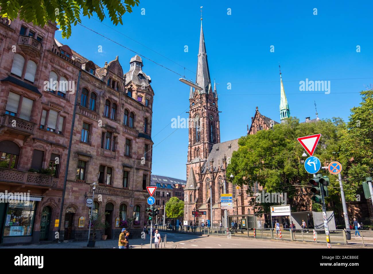 Saarbrücken, Deutschland - 31. August 2019: Stadtbild von Saarbrücken ...