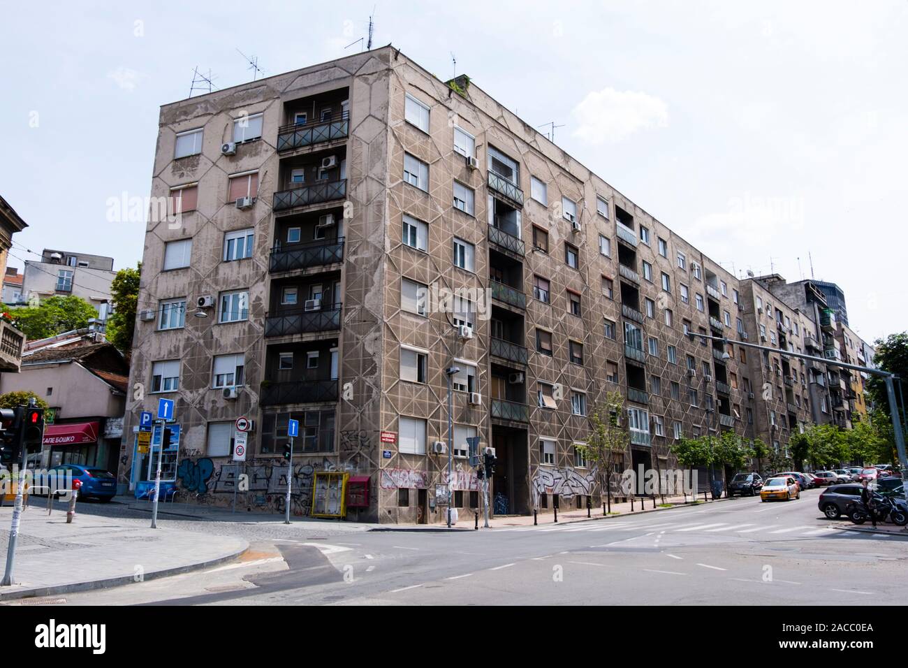 Apartment block belgrade serbia -Fotos und -Bildmaterial in hoher ...
