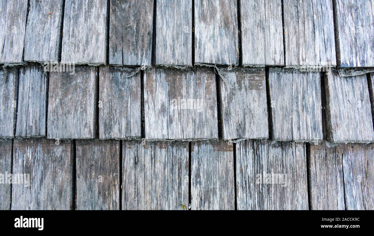 Old wood shingle roof texture -Fotos und -Bildmaterial in hoher ...
