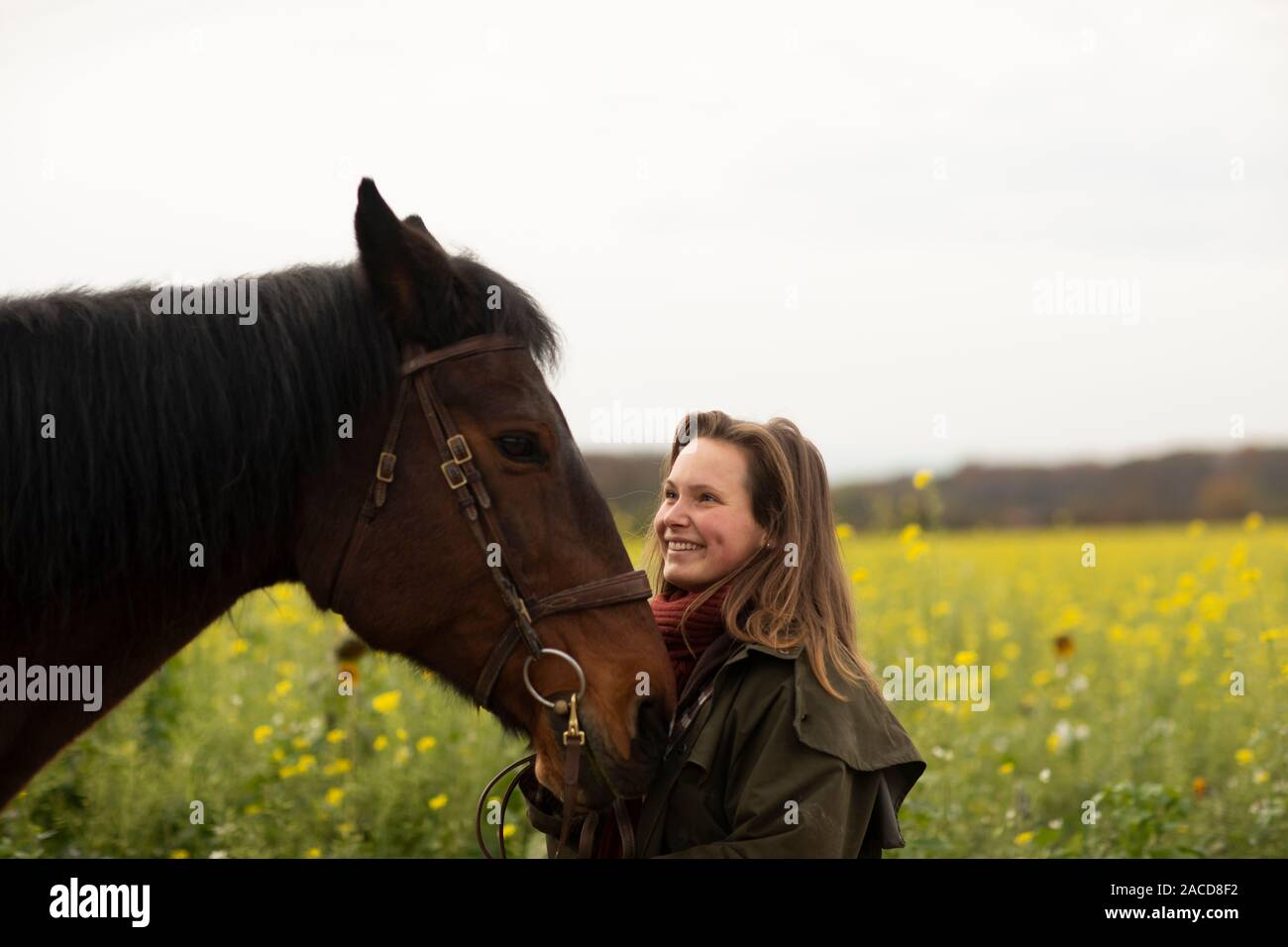 Reiterin Im Herbst Stockfotos und -bilder Kaufen - Alamy