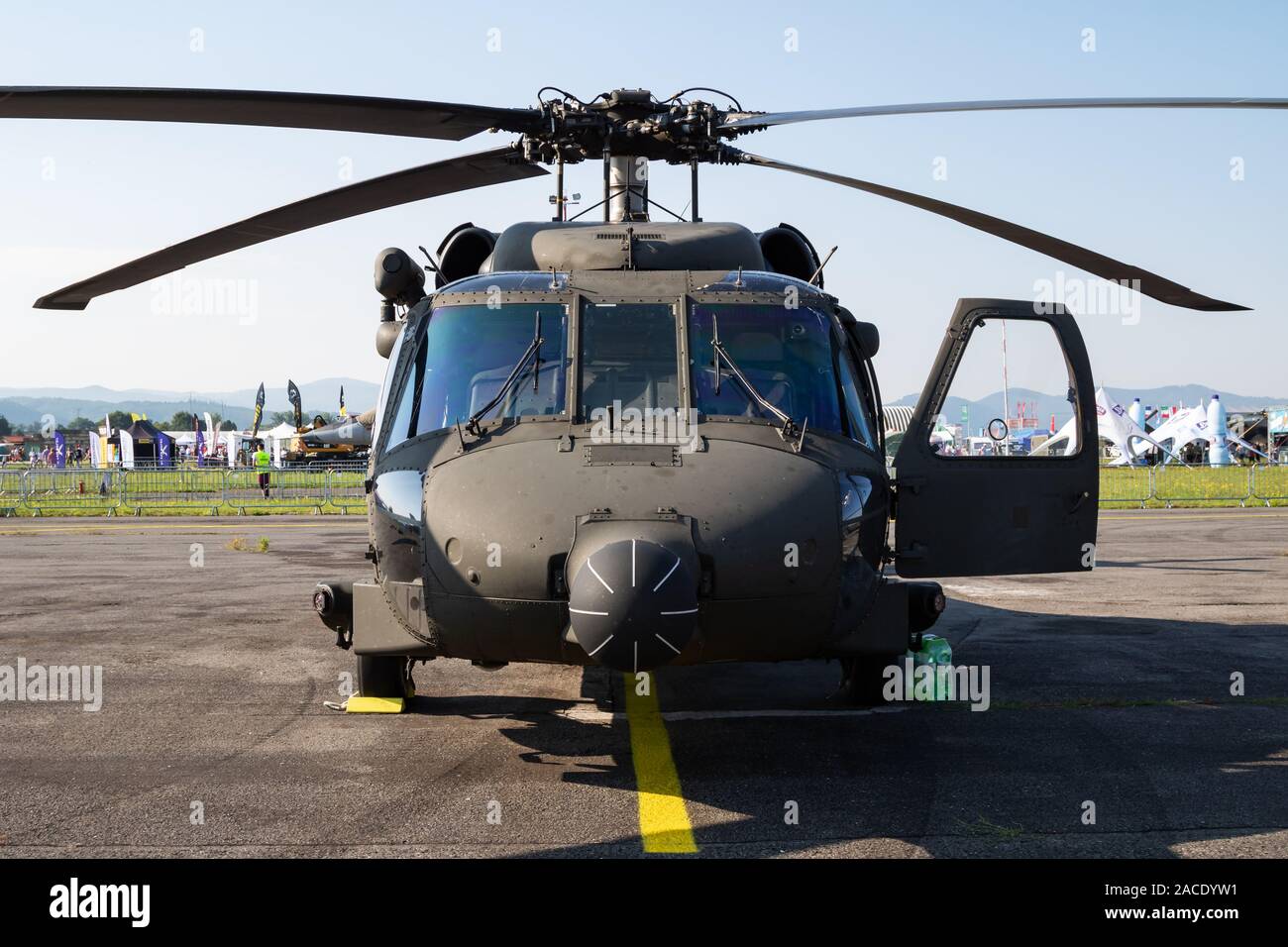 Sikorsky s 70 blackhawk -Fotos und -Bildmaterial in hoher Auflösung – Alamy
