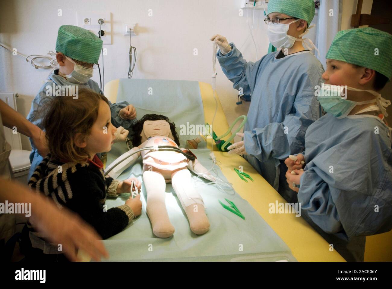 Pädiatrische Chirurgie Informationen Sitzung. Chirurg, Chirurgie ...