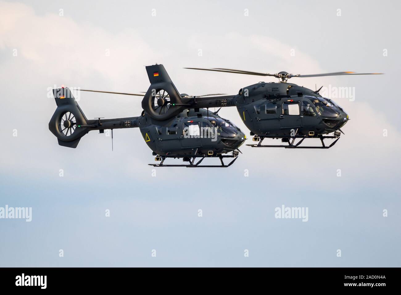 H145m formation -Fotos und -Bildmaterial in hoher Auflösung – Alamy