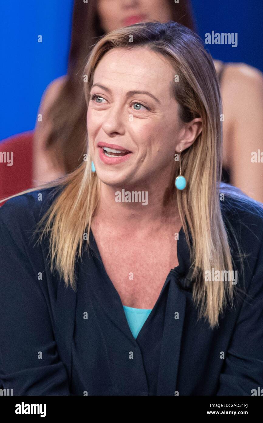 Giorgia Meloni beachtet bei 'Maurizio Costanzo Show' Stockfotografie ...