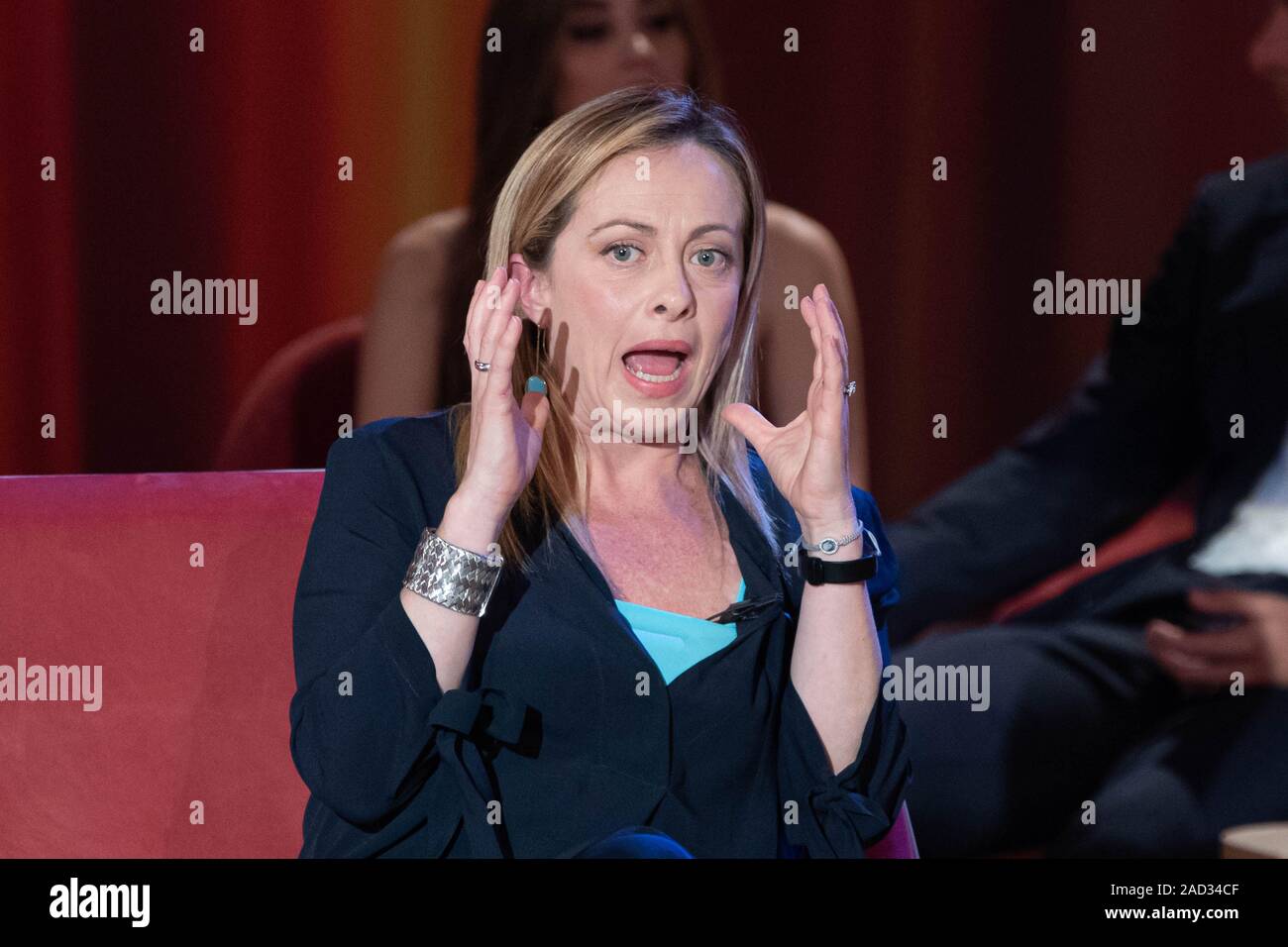 Giorgia Meloni beachtet bei 'Maurizio Costanzo Show' Stockfotografie ...