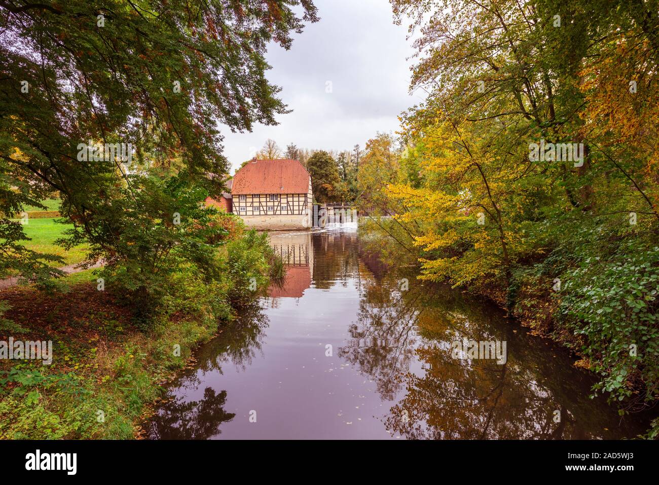 Wassermühle, Fluss Ems, Rheda Schloss Rheda-Wiedenbrueck, Münsterland ...