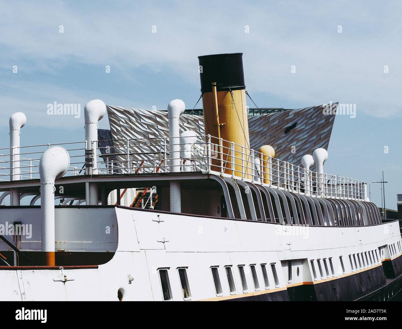 SS Nomadic Titanic tender Boot in Belfast Stockfotografie - Alamy
