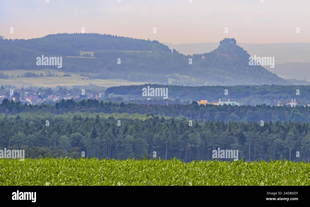 Erloschene vulkane -Fotos und -Bildmaterial in hoher Auflösung – Alamy