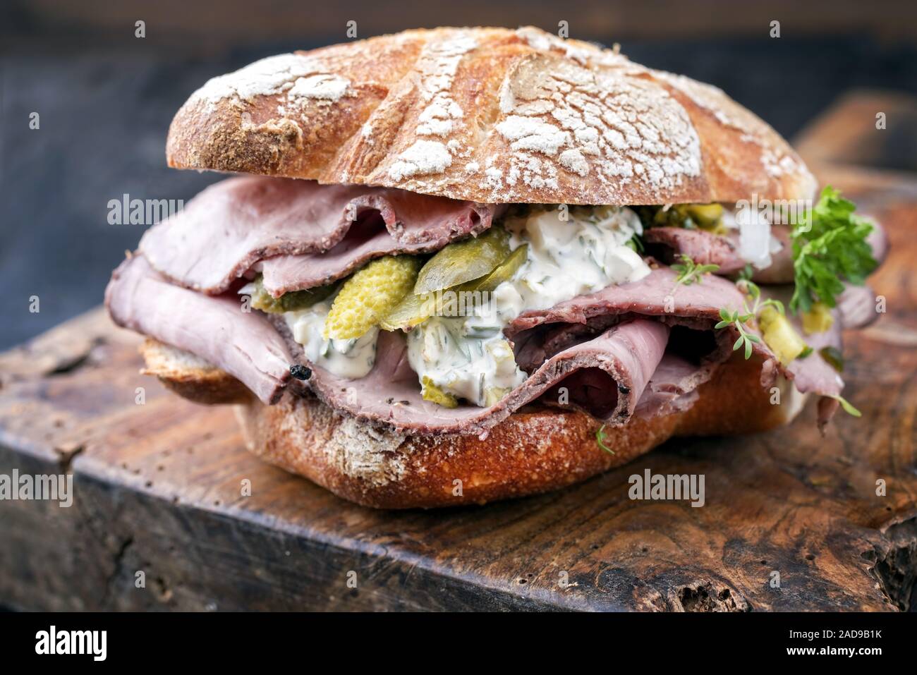 Sandwich Mit Kaltem Fleisch Stockfotos und -bilder Kaufen - Alamy