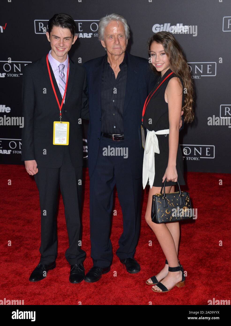 Der Schauspieler Michael Douglas mit Kindern Dylan & Carys bei der ...