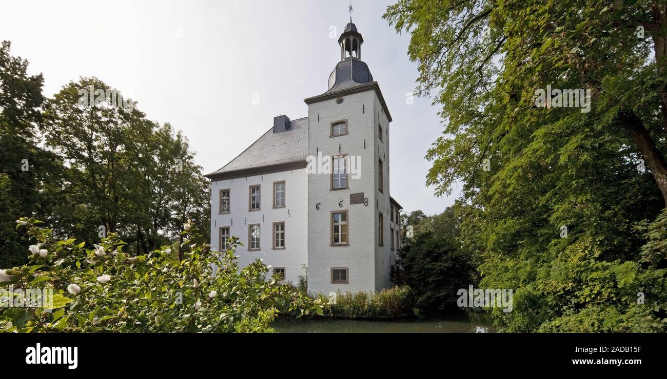Haus Voerde in Niederrhein Voerde, Ruhrgebiet, Nordrhein-Westfalen ...