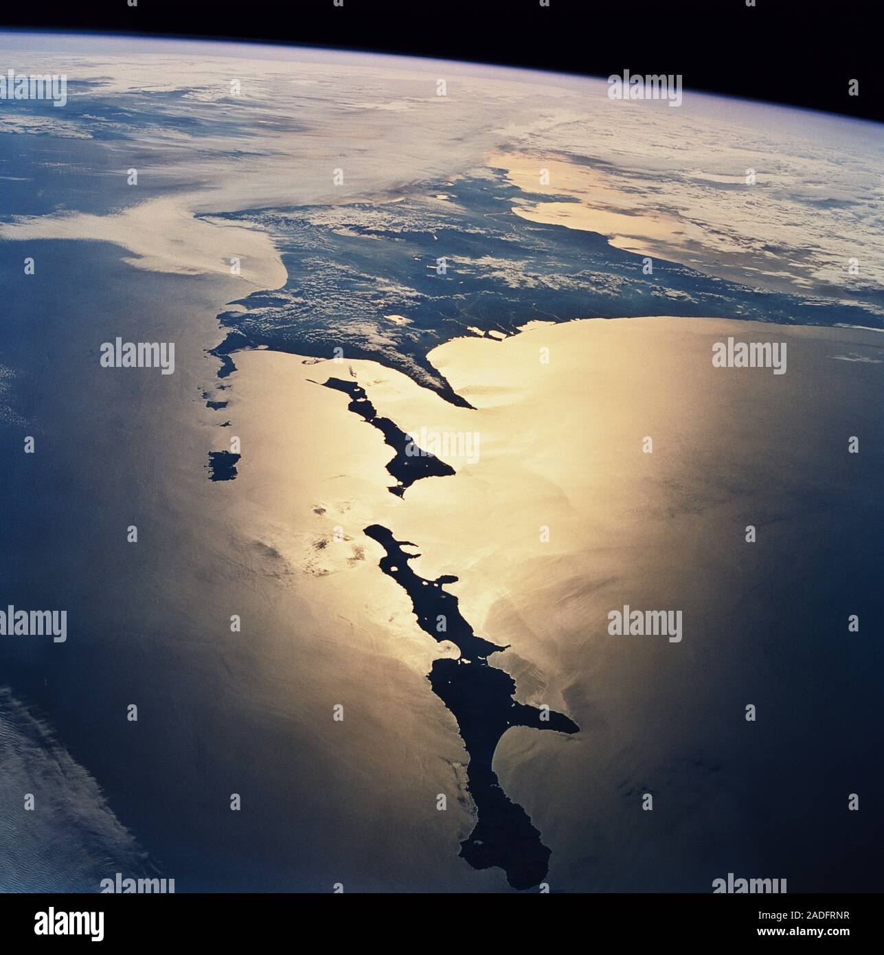 Habomai Felsen und Japan aus dem Weltraum. Hokkaido, die zweitgrößte ...