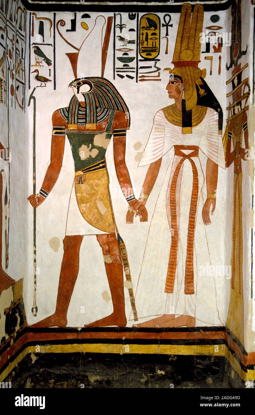 Königin Nefertari und Horus. Wandgemälde im Grab der Königin Nefertari ...