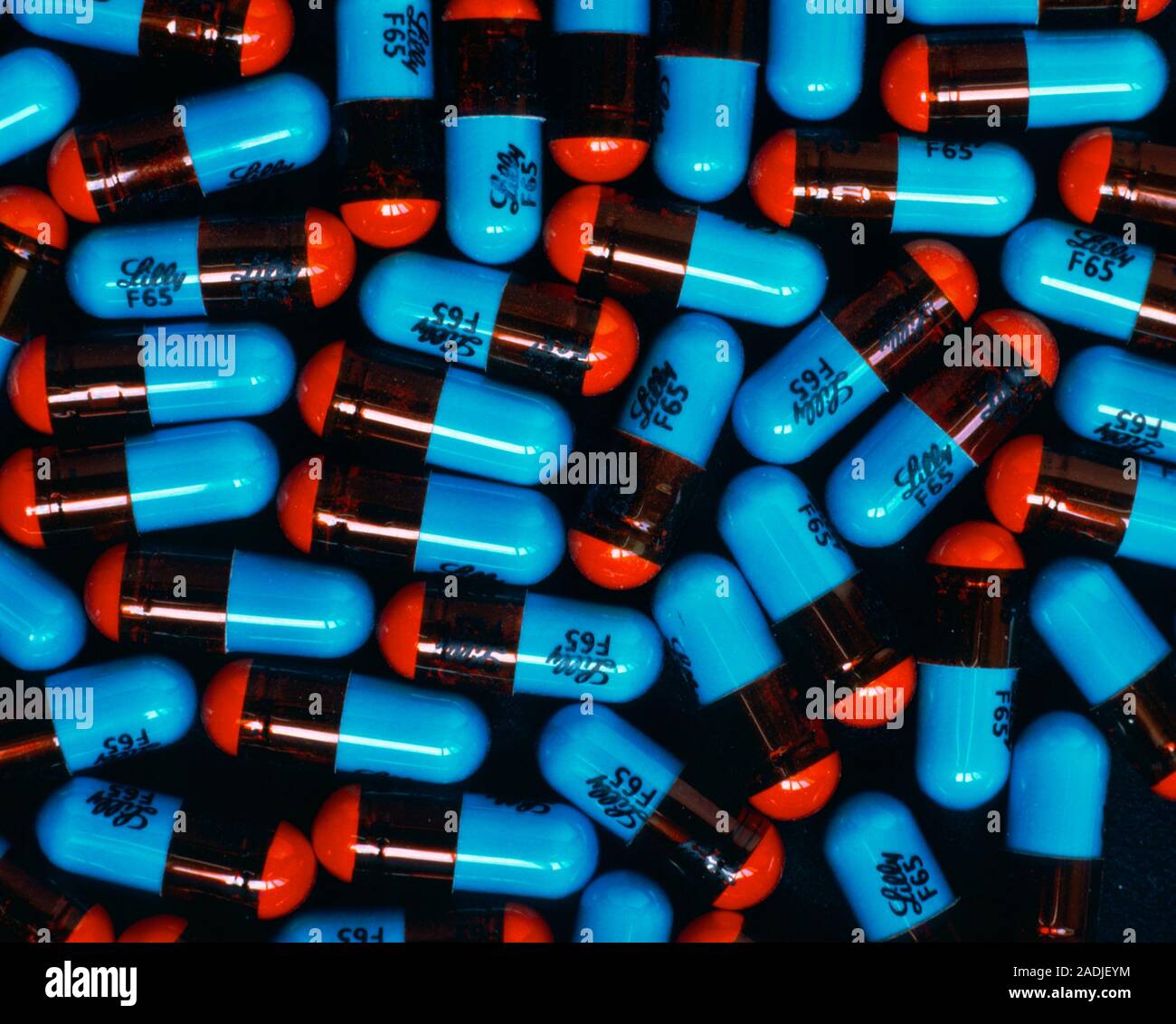 Kapseln von Tuinal, ein Barbiturat. Jede Kapsel enthält die gleiche ...