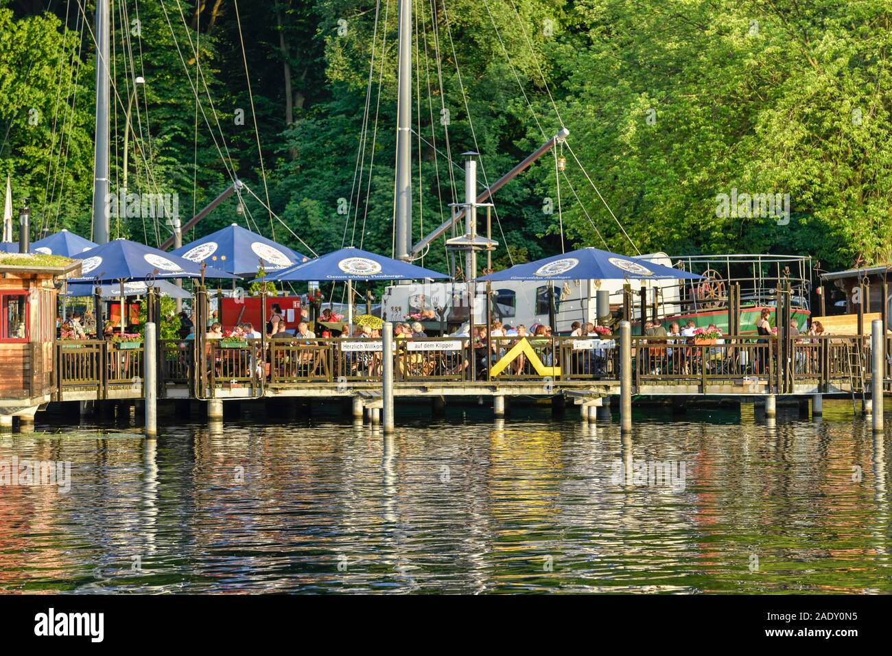 Treptow Park Spree Park Berlin Stockfotos und -bilder Kaufen - Alamy