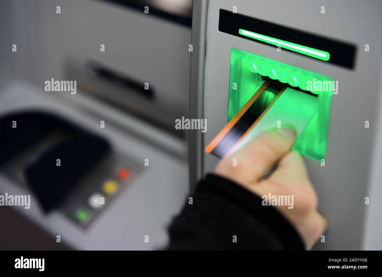 Ec card cash machine -Fotos und -Bildmaterial in hoher Auflösung – Alamy