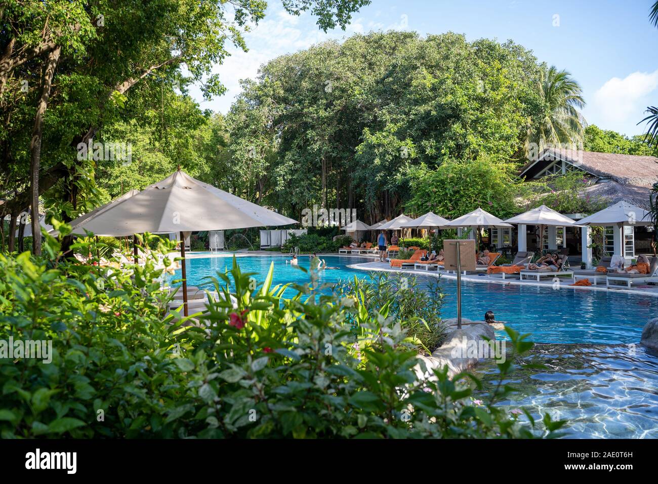 Nord Male Atoll, Malediven - November 23, 2019: Blick auf den Außenpool ...