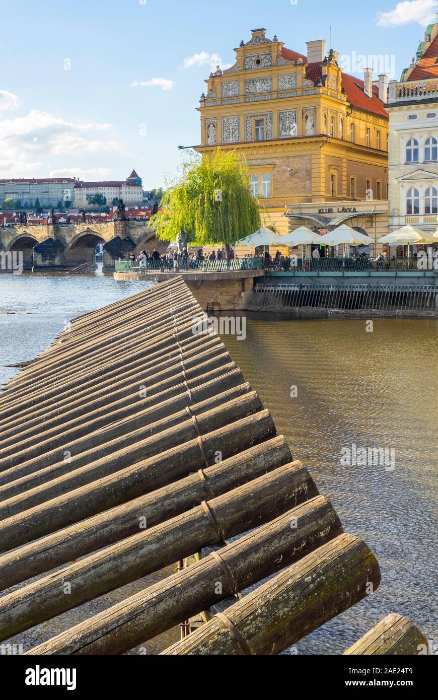 Lavka club -Fotos und -Bildmaterial in hoher Auflösung – Alamy