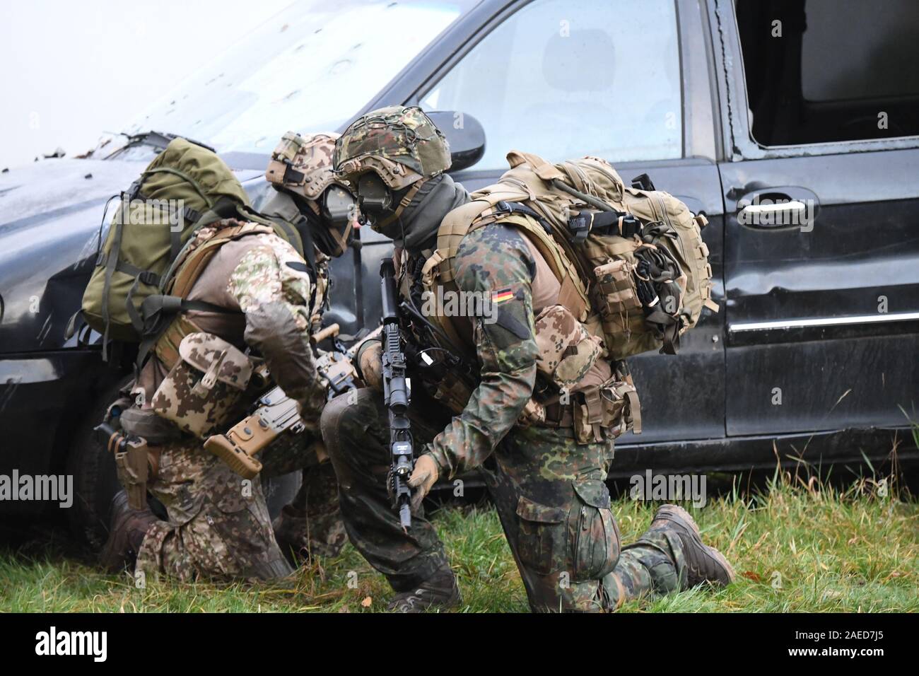 Kampfschwimmer 2019 -Fotos und -Bildmaterial in hoher Auflösung – Alamy