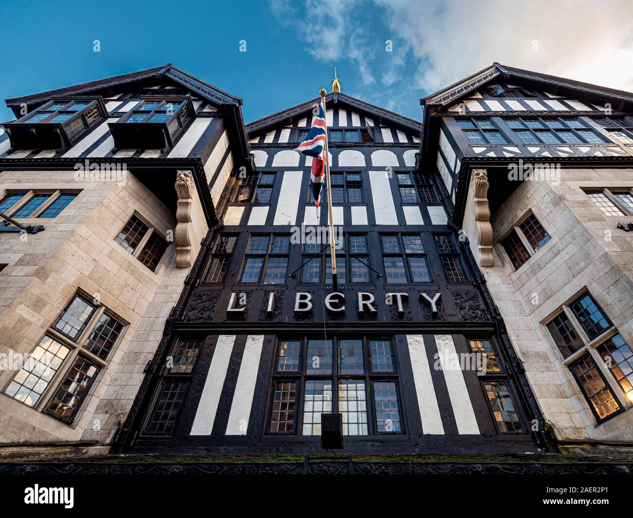 Liberty store london -Fotos und -Bildmaterial in hoher Auflösung – Alamy