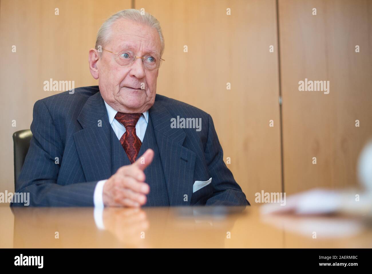Waiblingen, Deutschland. 10 Dez, 2019. Der Unternehmer Hans Peter Stihl ... Waiblingen, Deutschland. 10 Dez, 2019. Der Unternehmer Hans Peter Stihl ...