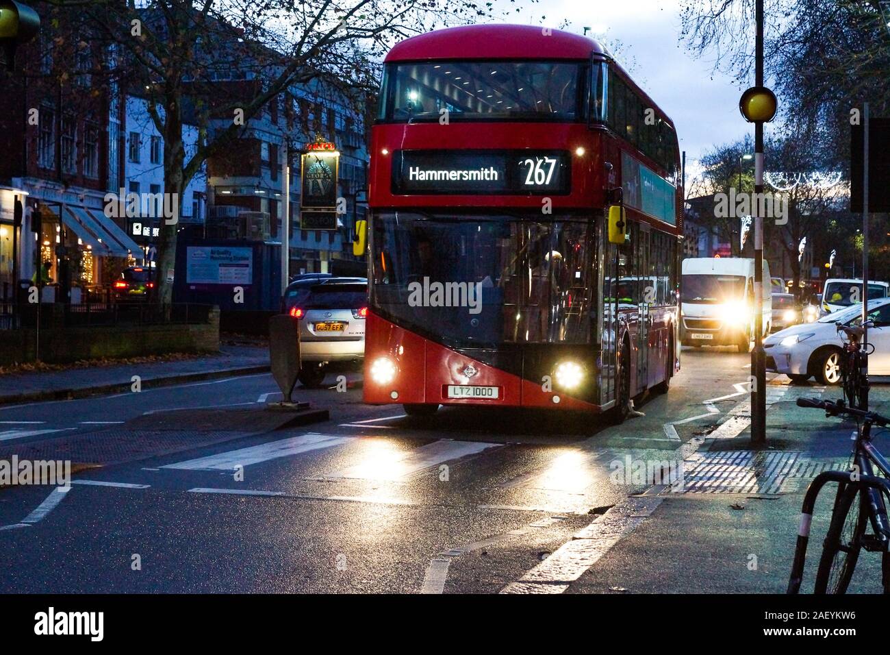 Bus 267 -Fotos und -Bildmaterial in hoher Auflösung – Alamy