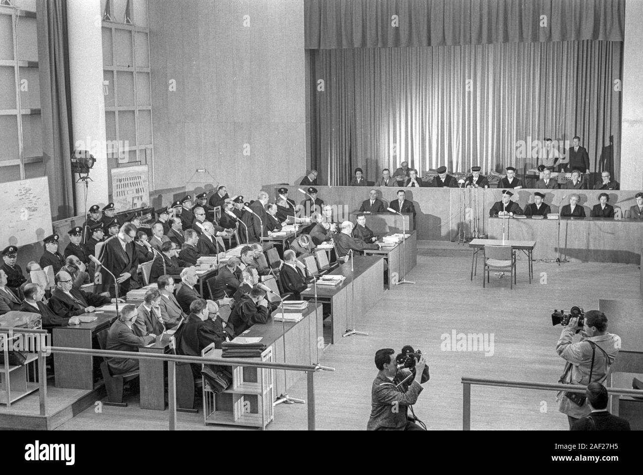 Auschwitz prozeß frankfurt -Fotos und -Bildmaterial in hoher Auflösung ...