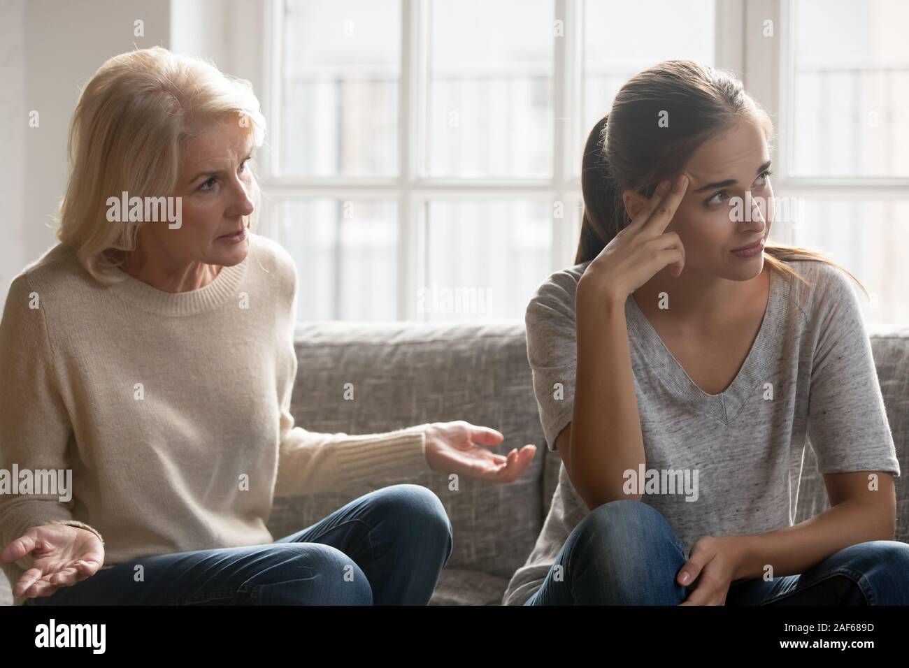 Genervt Frustriert Stockfotos und -bilder Kaufen - Alamy