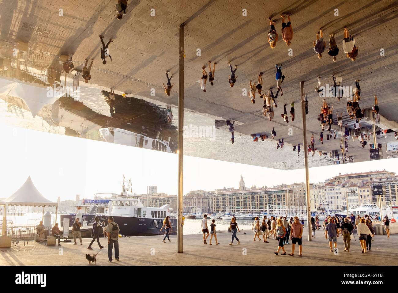 Norman foster und marseille -Fotos und -Bildmaterial in hoher Auflösung ...