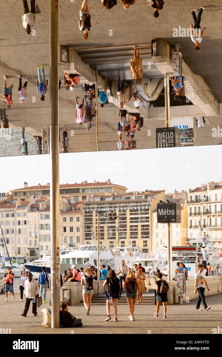 Marseille norman foster -Fotos und -Bildmaterial in hoher Auflösung – Alamy