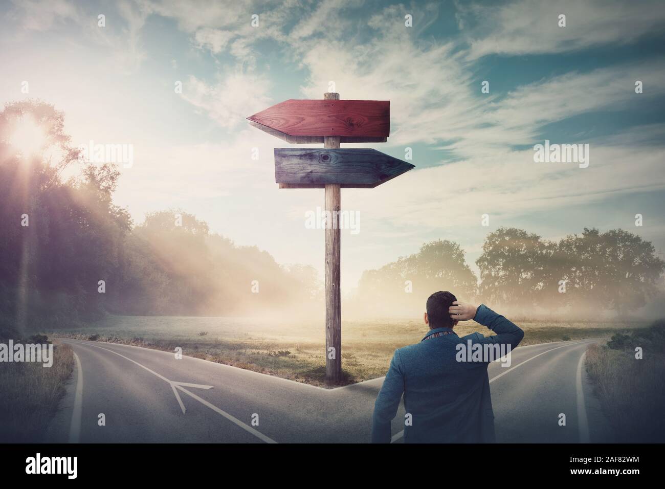 Pfeil Wegweiser Stockfotos und -bilder Kaufen - Alamy