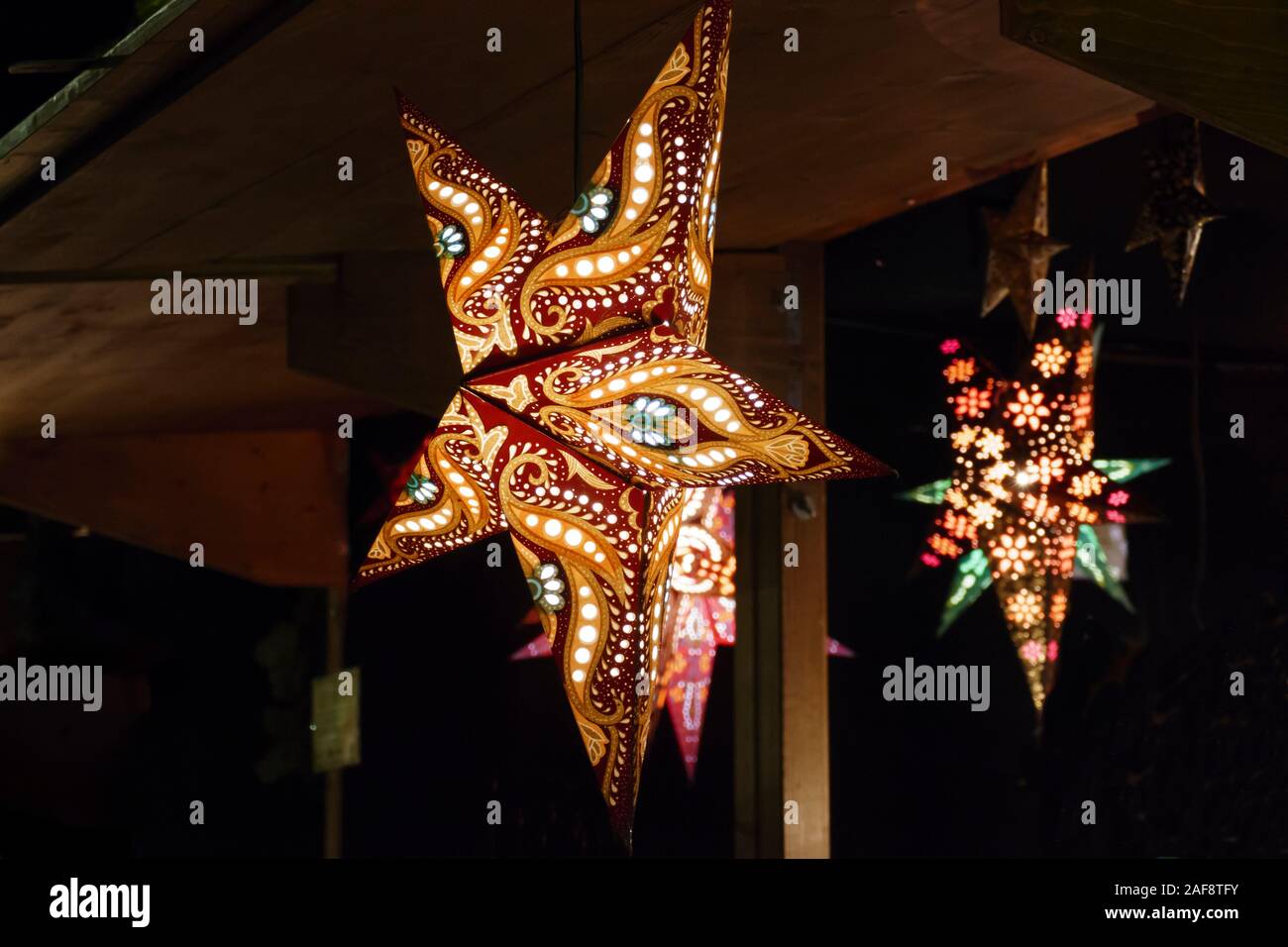 Stern advent markt -Fotos und -Bildmaterial in hoher Auflösung – Alamy