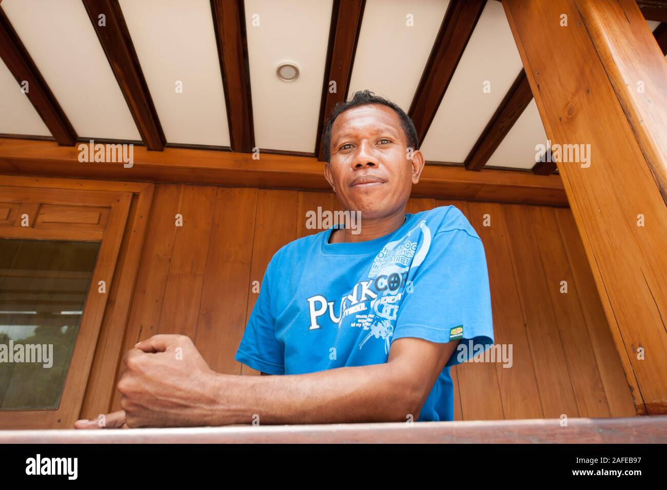 Kopf banda -Fotos und -Bildmaterial in hoher Auflösung – Alamy