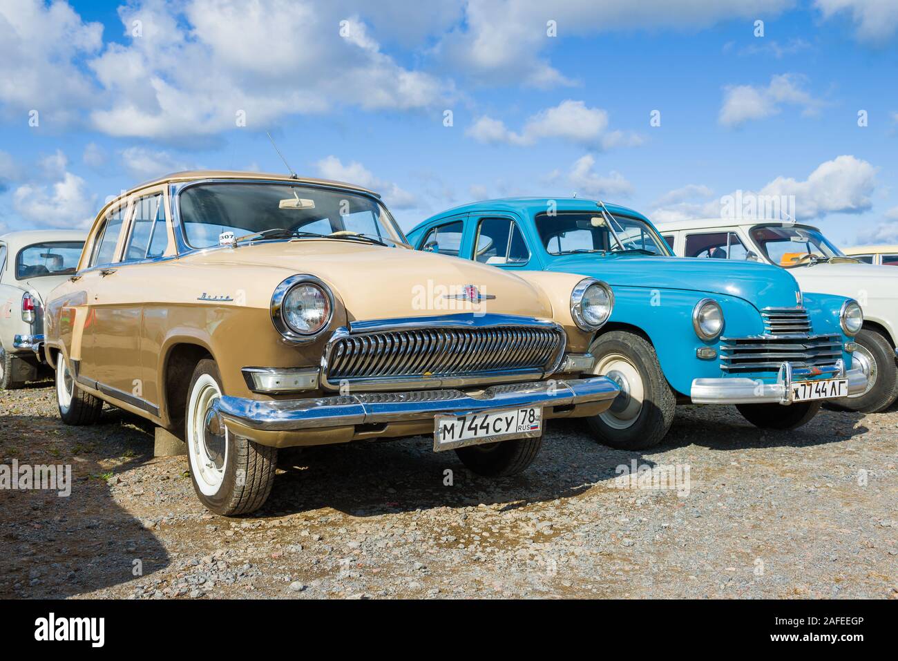 Volga gaz 21 soviet car -Fotos und -Bildmaterial in hoher Auflösung – Alamy
