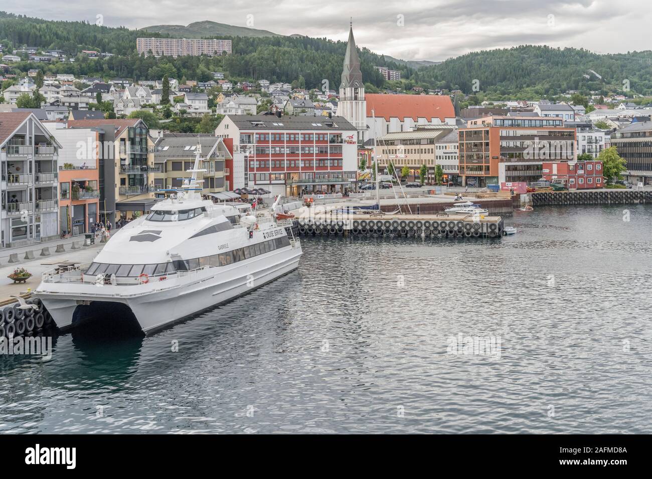 Norway molde harbour -Fotos und -Bildmaterial in hoher Auflösung – Alamy