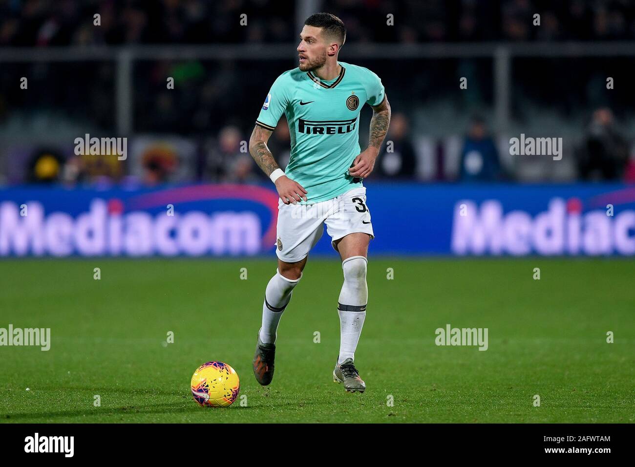 Florenz, Italien. 15 Dez, 2019. Cristiano Biraghi des FC Internazionale ...