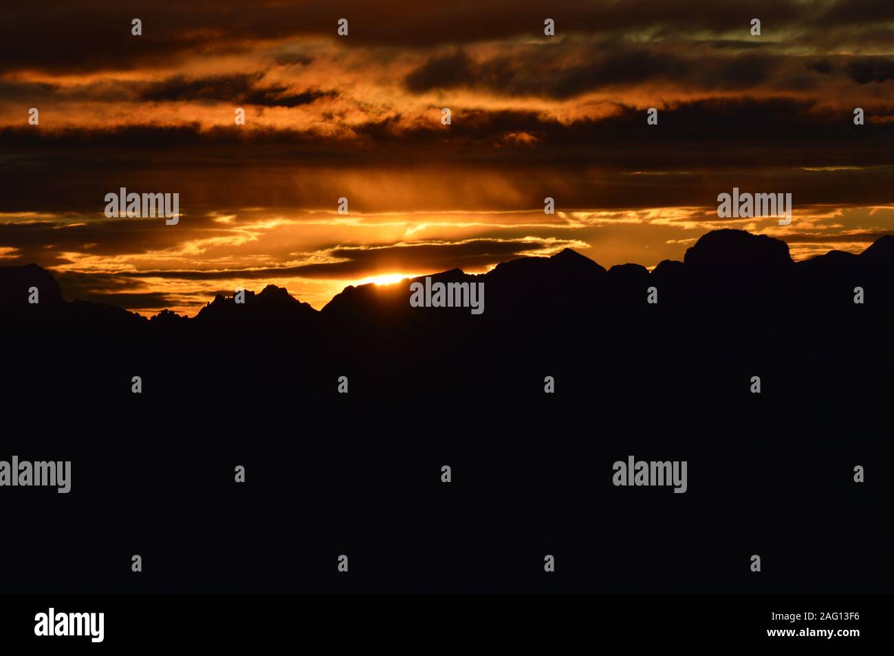 Monte luco -Fotos und -Bildmaterial in hoher Auflösung – Alamy