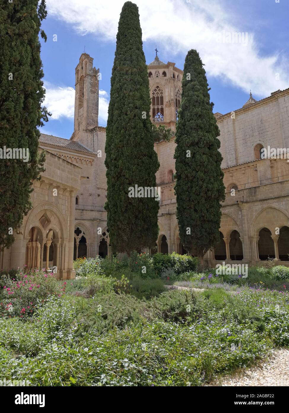 Monestir poblet -Fotos und -Bildmaterial in hoher Auflösung – Alamy