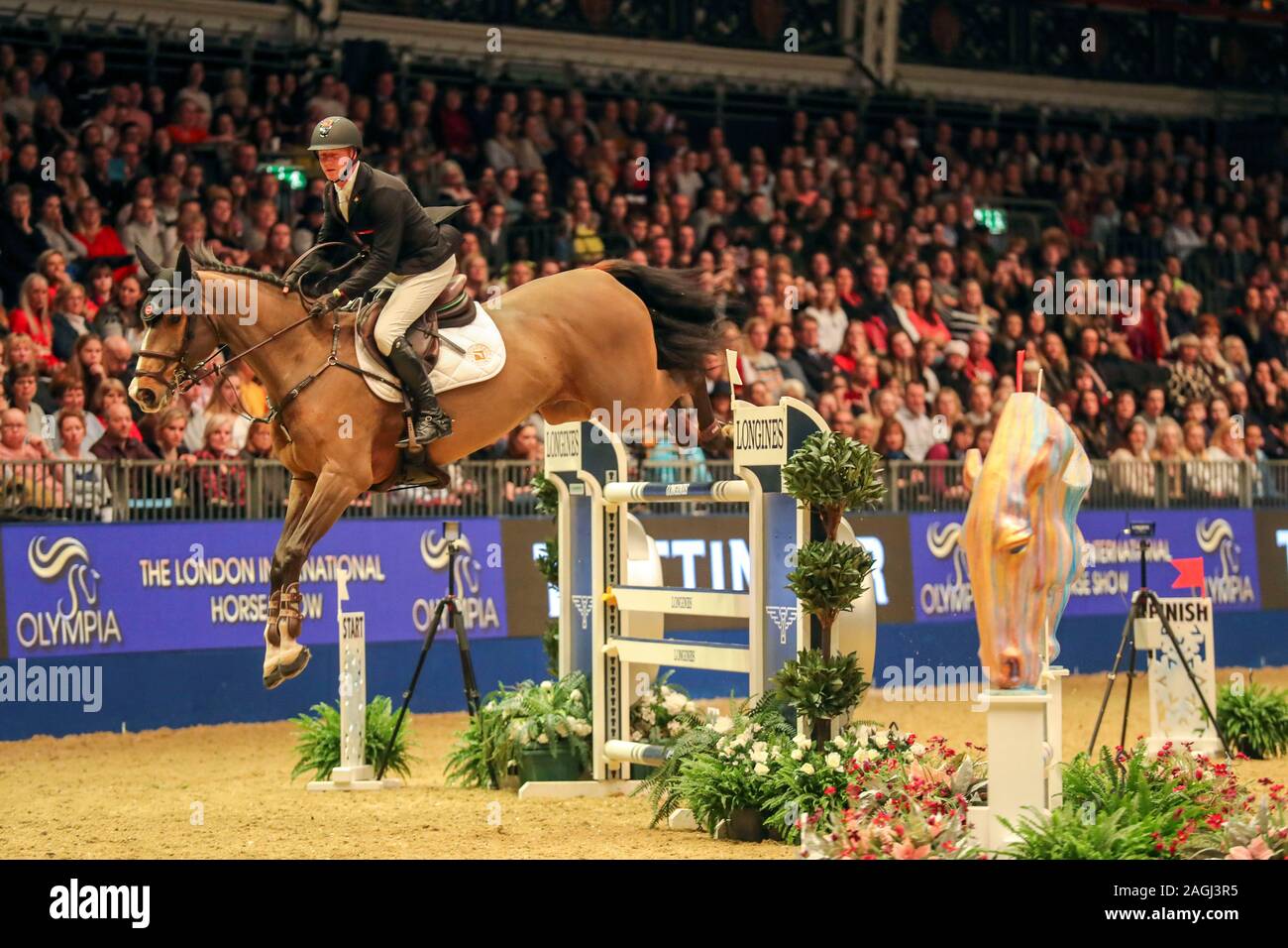 Anthony Condon reiten SFS Vincomte konkurriert in der Champagne ...