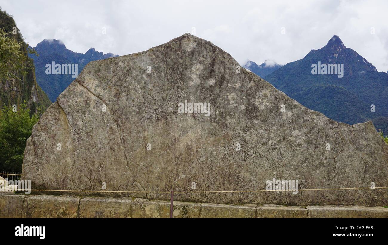 Heilige Rock, ein wichtiges Stück Inka-kultur, im Norden von Machu ...