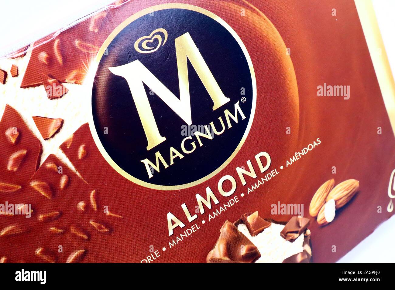 Algida MAGNUM Eis. Magnum Algida ist eine Marke von Unilever ...